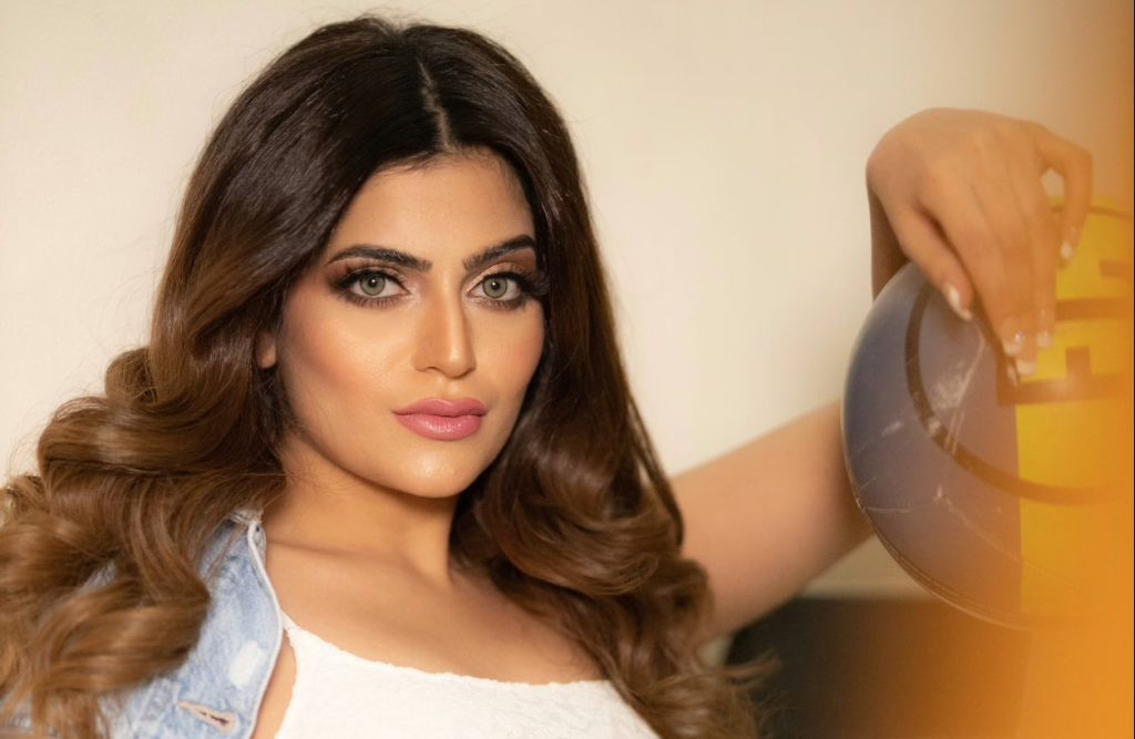 Aliya Hamidi did 25 makeup courses in Dubai to earn a place in the ...