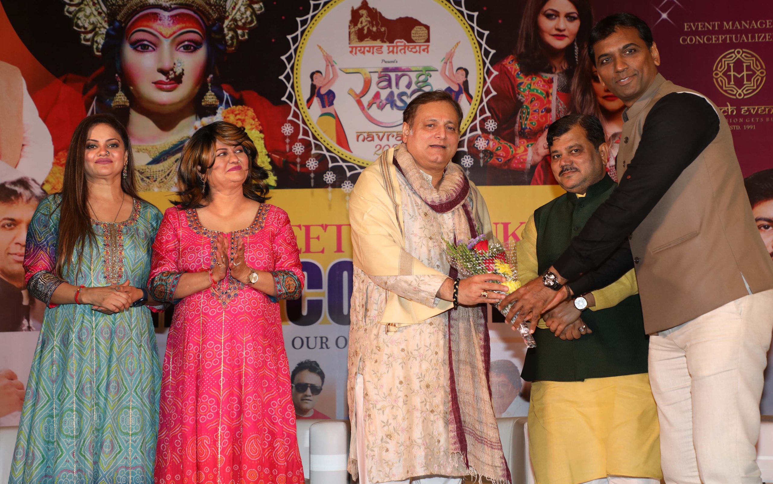 Singer duo Preety-Pinky is all charged up for Navratri, but won’t ...