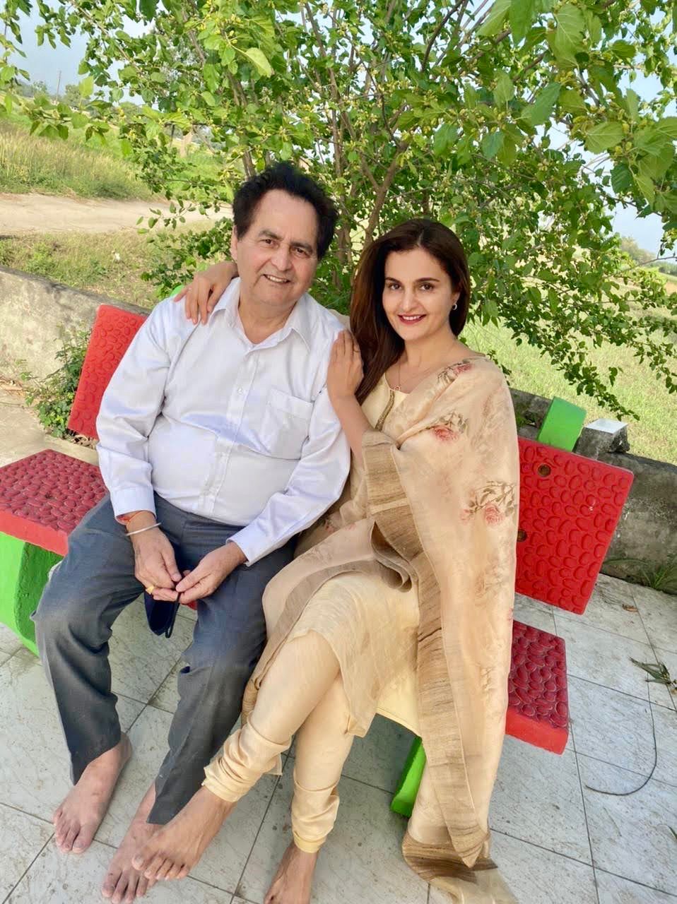 Monica Bedi says, “I am completely a copy of my father”! | Latest News ...