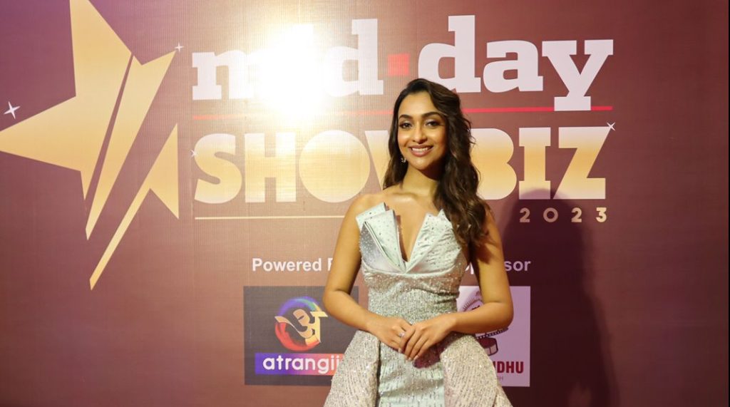 Bad Boy’s Amrin Qureshi wins ‘Iconic Best Female Actress In Leading ...